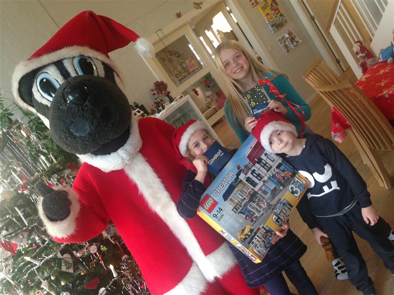 Maskot show med Ulven Billie fra Bilka - nordiceventcompany.com